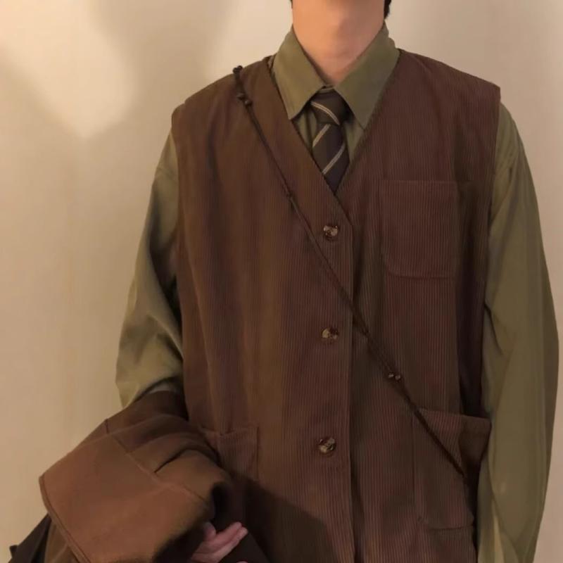 ベスト メンズ 男性用 コーデュロイ レトロ 日本スタイル スリムフィット 春秋 ノースリーブ ブリティッシュスタイル カジュアル 普段使い ブラウン グリーン・版型: ルーズ・柄: 無地・主な素材: ポリエステル繊維(ポリエステル)50%...