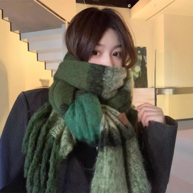 マフラー レディース 秋冬 モヘア風 チェック柄 ストール ショール 暖かい 防寒 ベージュ ブラック ピンク系 グリーン 豪華感 通勤・編み方: 経編・流行要素: 英字・機能: 保温・スタイル: 百搭.ファションOL.豪華感・長さ: 普長...