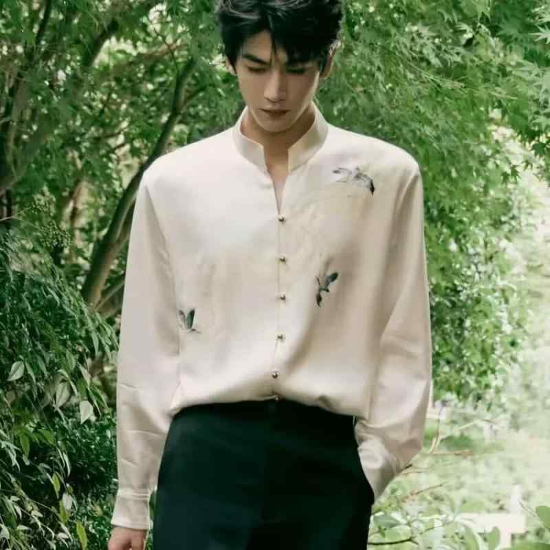 シャツ メンズ 男性用 中山装 新チャイナ風 長袖 ポリエステル 立襟 刺繍 薄手 杏色 春夏 カジュアル・カテゴリ: シャツ・スタイル: カジュアル・デザイン: 無地・袖丈: 長袖・フィット: ルーズ・ネックライン: スタンドカラー・素材...