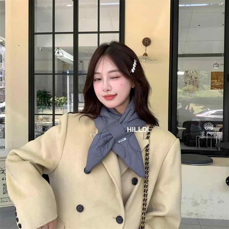 ネックウォーマー レディース 秋冬 ニット スヌード マフラー 羽毛入り 差し込み 無地 あったか 暖か 寒さ対策 ミルクホワイト ベージュ コーヒー グレー ブラック・性別: 中性/男女兼用・素材: 羽毛綿・季節: 冬.秋・スタイル: 日...