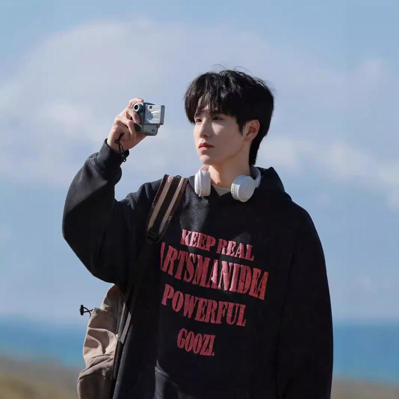 パーカー メンズ 裏起毛 スウェット プルオーバー フード付き ポリエステル ゆったり プリント ブラック 浅グレー 秋冬・カテゴリ: スウェット/トレーナー・スタイル: ストリート・袖丈: 長袖・ネックライン: 襟なし・柄: 文字・素材:...