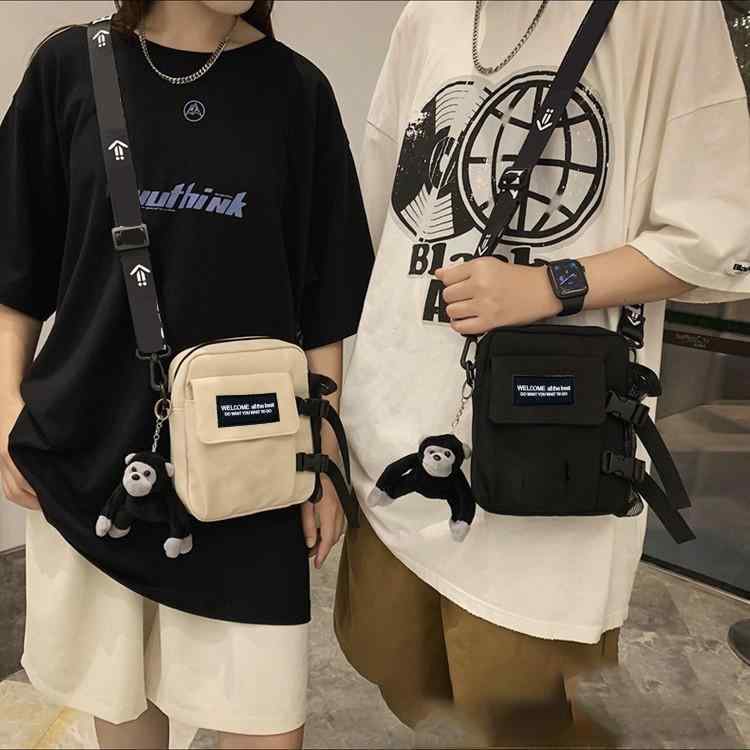 ショルダーバッグ 男性用 鞄 韓国 ミニショルダーバッグ 斜めがけバッグ ナイロン 防水 超軽量 通勤 普段使い ブラック ブルー イエロー ホワイト・カテゴリ: メンズ斜めがけバッグ・スタイル: 都市ミニマル・素材: ナイロン・機能: 防...
