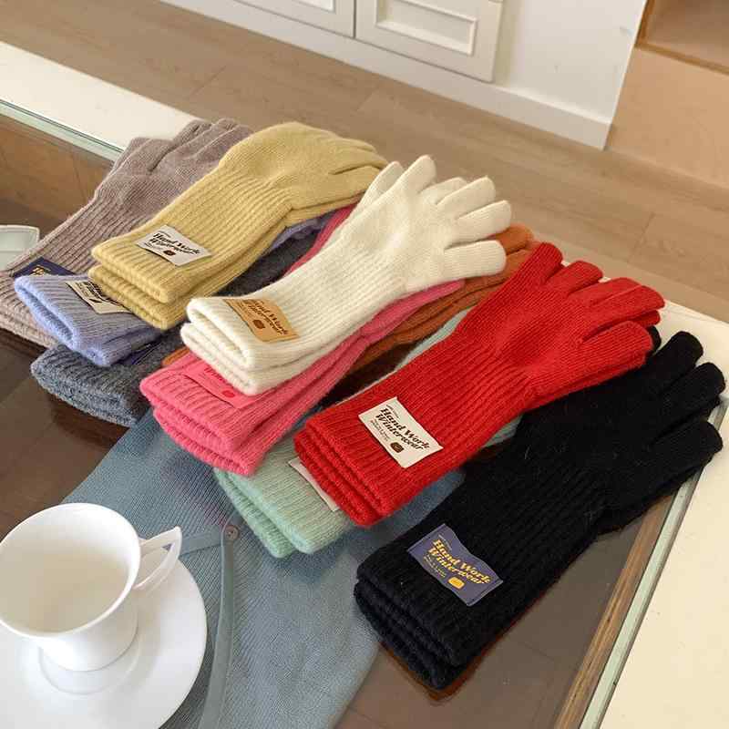 手袋 レディース ニット手袋 ウール混紡 ケーブル編み スマートフォン対応 秋冬 かわいい 防寒 暖かい 通学 自転車 ピンク系・カテゴリ: 手袋・機能: タッチパネル対応.保温・スタイル: 日韓.自然.甘め.スクール風.韓国・カラー: ピ...