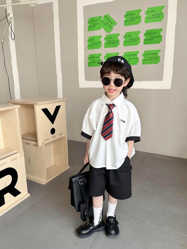 キッズ フォーマルスーツ 半袖短パン 上下セット 子供服 男の子 紳士風 韓国 コットン グリーン ブラック 夏・スタイル: スポーツ・セット内容: パンツセット.2点セット.服装・対象: 男の子・対象年齢: 中小の子供(3～8歳.100～...