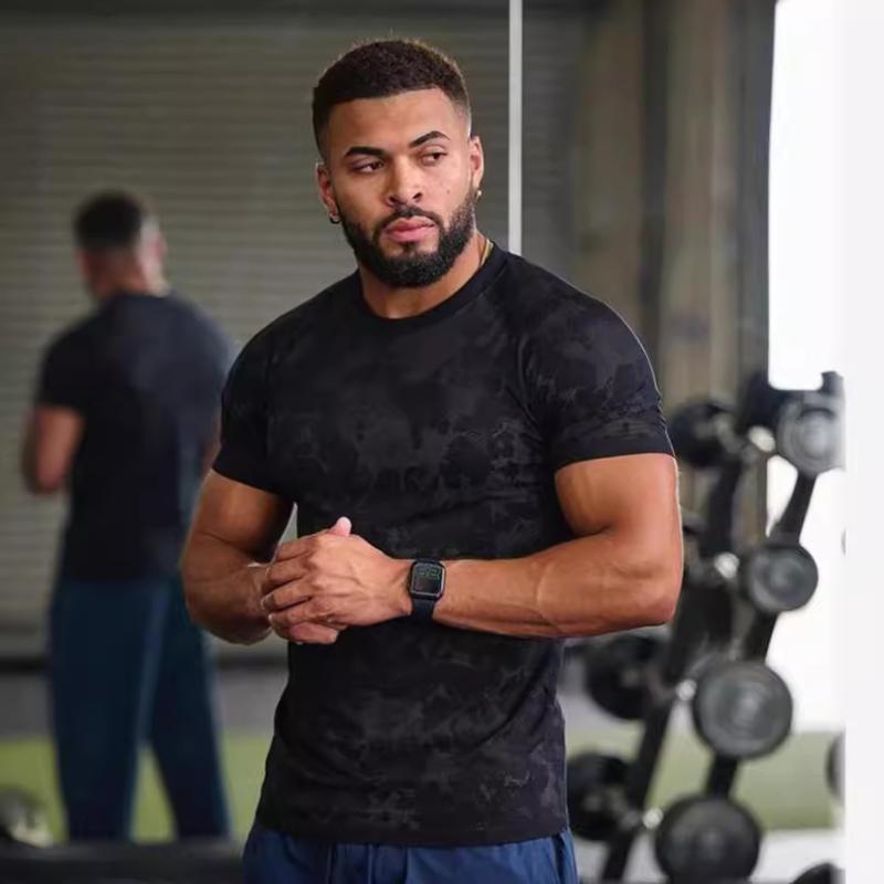 Tシャツ メンズ スポーツウェア 迷彩柄 トレーニングウェア 高弾性 半袖 スリムフィット 夏 通気性 吸湿速乾・カテゴリ: Tシャツ・スタイル: スポーツ・柄: 迷彩.プリント・ネックライン: ラウンドネック・袖丈: 半袖・フィット: ス...
