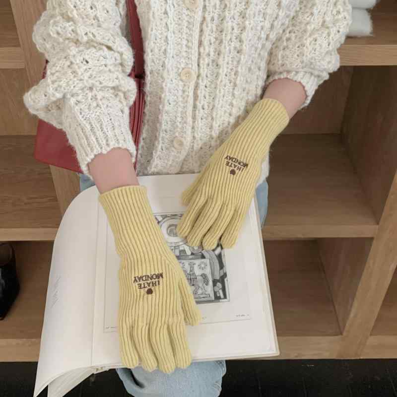 手袋 レディース 秋冬 スマートフォン対応 刺繍 ニット手袋 防寒 かわいい ガーリー カジュアル ピンク系