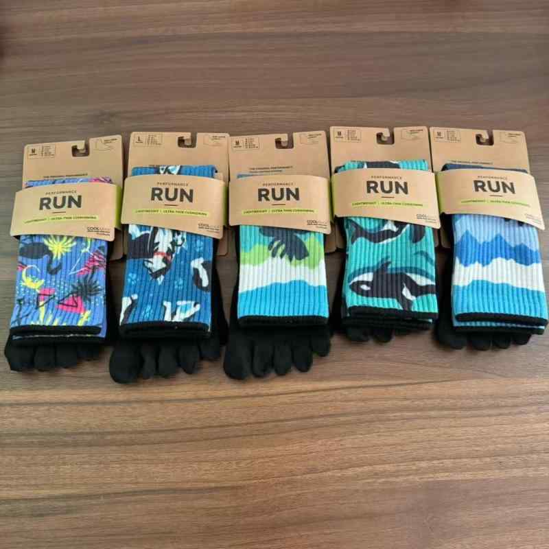 靴下 高機能スポーツソックス S M L アウトドア 登山 マラソン ランニング トレーニング 男性用 女性用 吸汗 速乾 摩擦防止 高筒 オールシーズン対応 柄物 アニマル