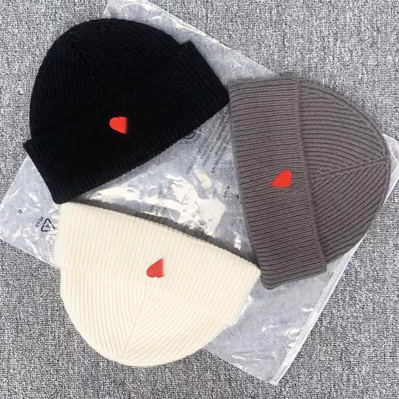 ニット帽 男女兼用 ハート 刺繍 ウール混紡 暖かい 防寒 ブラック グレー系 アイボリー 秋冬 かわいい 個性派