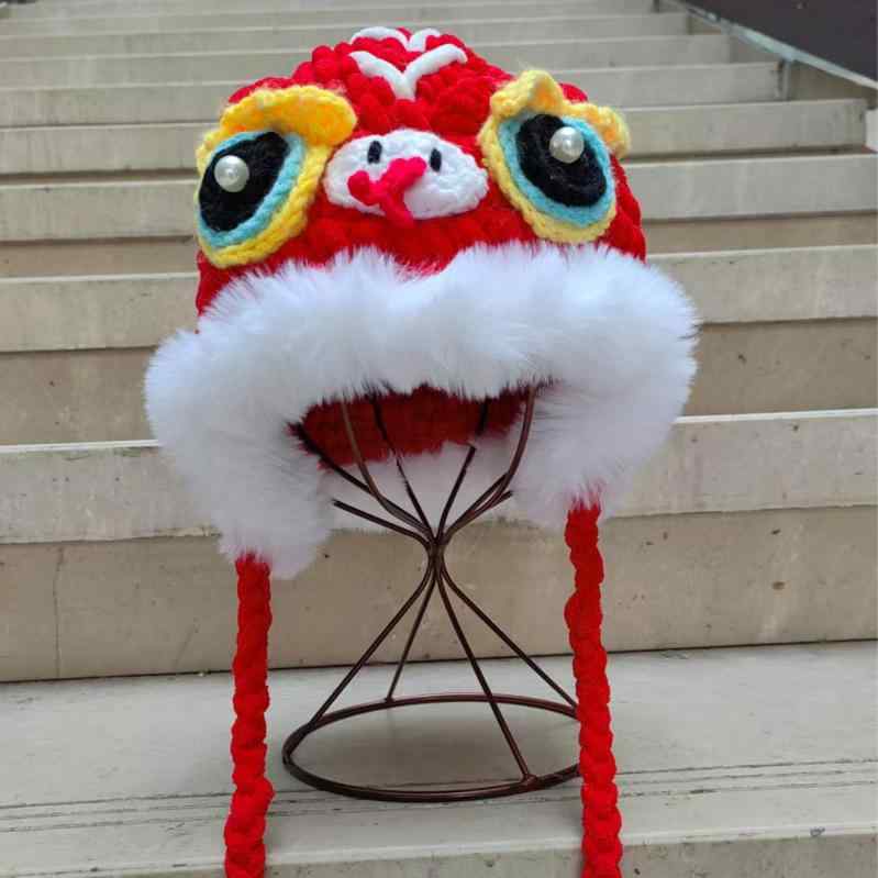 ニット帽 レディース 防寒 帽子 秋冬 蛇 スネーク アニマル かわいい 個性的 手編み 毛糸 暖かい 赤 緑 茶色・製品カテゴリ: ニット帽・流行の要素: ヘビ・帽子のトップスタイル: ドーム型・つばのスタイル: つばなし・色: 赤, 緑...