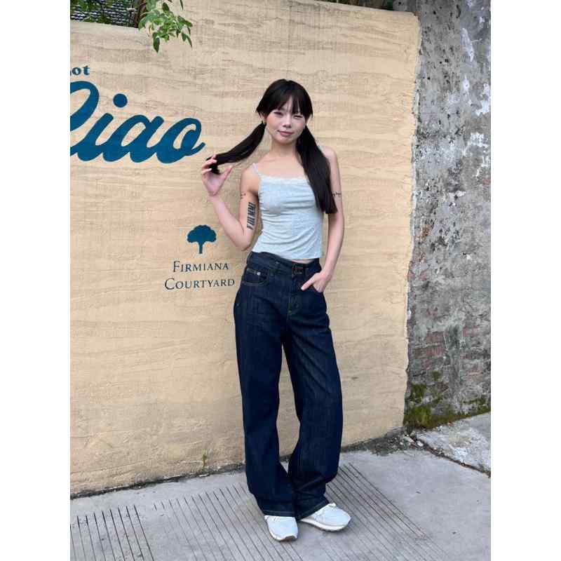 ・素材: 綿.ポリエステル・スタイル: ベーシック・パンツ丈: フルレングス・ウエスト: ハイウエスト・・加工: ダメージ加工・カラー: 新生地（綿85%.ポリエステル15%）・サイズ: S.M.L.XL・テイスト: 韓国.カジュアル・素材...