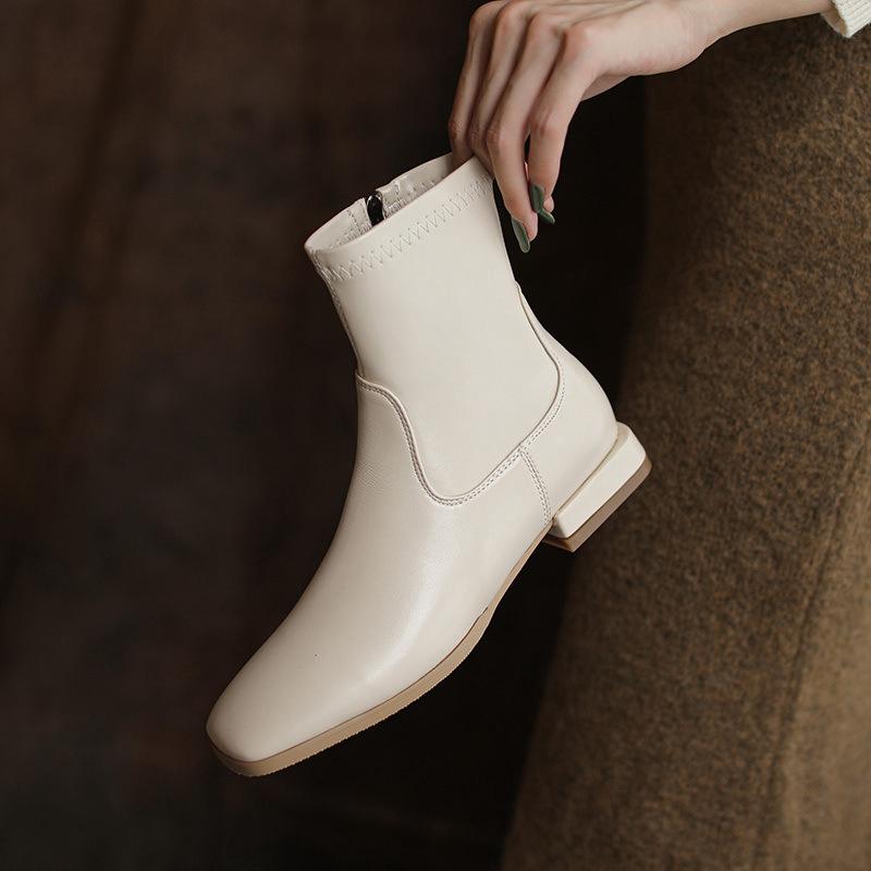 [ "・対象年齢: 成人", "・アッパー素材: 合成PU", "・ソール素材: ゴム", "・性別: 女性", "・", "・つ...