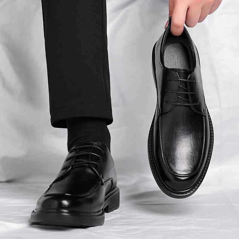 ・対象年齢: 成人・製品カテゴリ: 革靴・靴の甲の素材: 再生革・靴底の素材: ゴム・性別: 男・つま先の形状: レザー・靴の高さ: ローカット・機能: 通気性.耐摩耗性・在庫: あり・※情報を削除して下さい。1kg以上であれば商品除外→総...