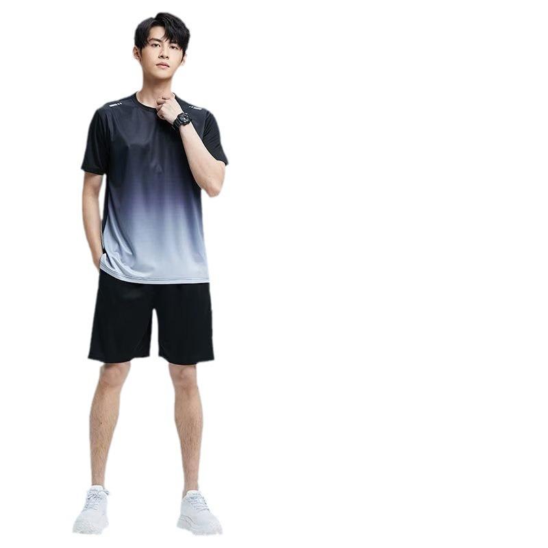 [ "・スタイル: 軽熟カジュアル", "・厚さ: 普通", "・パンツ丈: 短パン", "・トップススタイル: Tシャツ", "・トップス袖丈: 半...