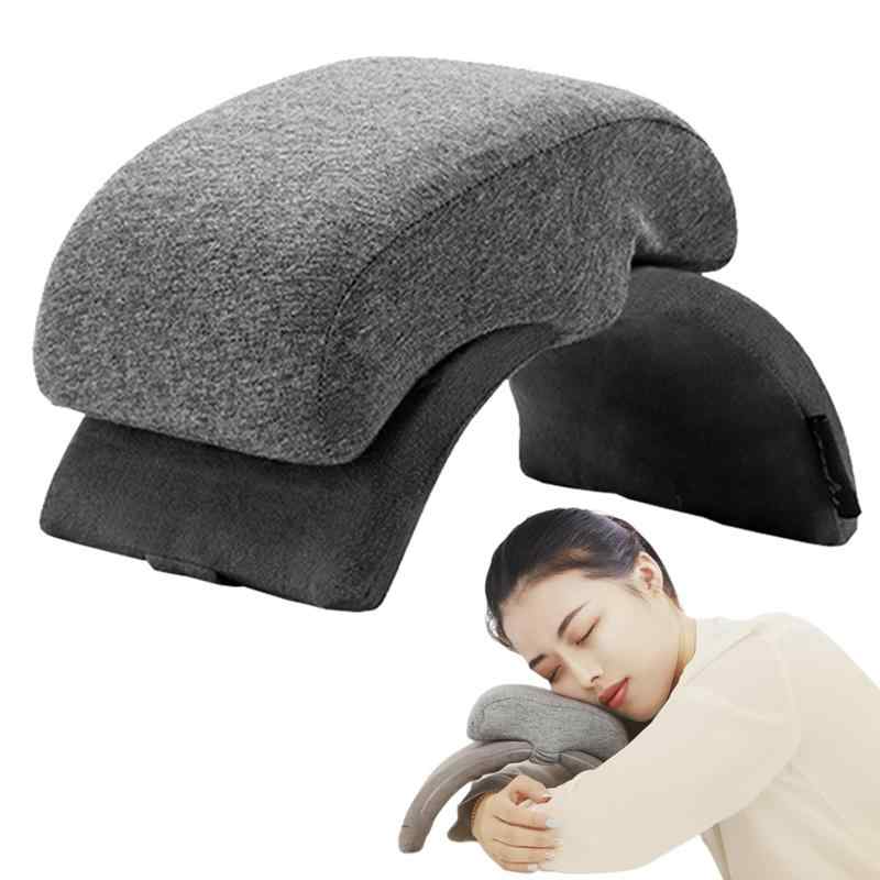 アーチ型デスク用枕 折り畳み式 負担軽減 お昼寝枕 休憩【商品仕様 】 ●素材：記憶綿 ●サイズ/重さ：16*22*13.5 cm / 約390g ，1個 アーチ型デスク用枕 。