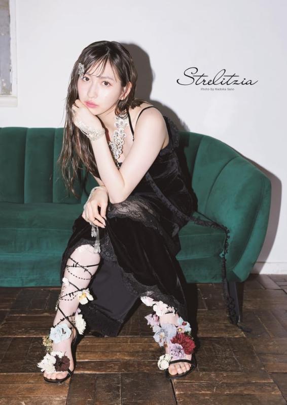 Juice=Juice 植村あかり 写真集 『 Strelitzia 』 (オデッセー出版)【 ご注文確定のタイミングについて 】 商品は他サイトでも販売しているため、在庫反映にタイムラグが生じる場合がございます。入れ違いで完売となった際は...
