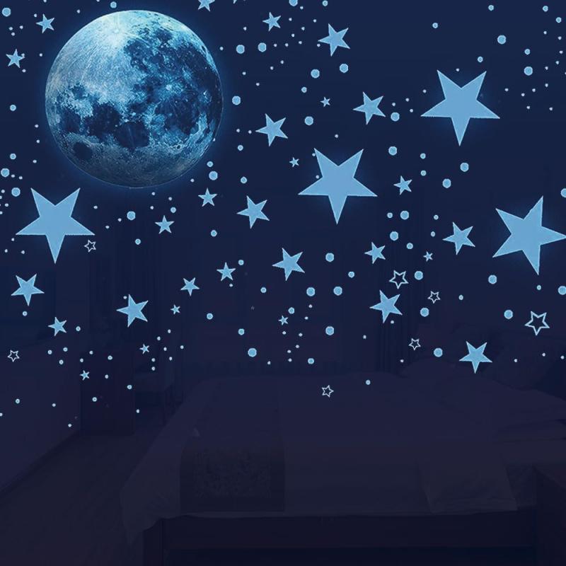 夜光シール 蛍光 光るステッカー 蓄光効果 526点セット 蓄光星 きらきら星 光るウォールステッカー 部屋飾り雰囲気満点 壁面装飾用 子供部屋用 藍【商品仕様】 蓄光シール、月面サイズ：20 CM、数量：526 PCS/セット。【上質な素...