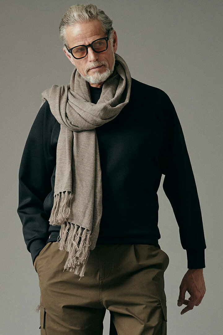 メーカー希望小売価格はメーカー商品タグに基づいて掲載していますjunhashimoto ジュンハシモト TUCK SWEAT ■ブランド junhashimoto ジュンハシモト ■特徴 ・タック入りで立体感あるリラックスシルエット ・リサ...