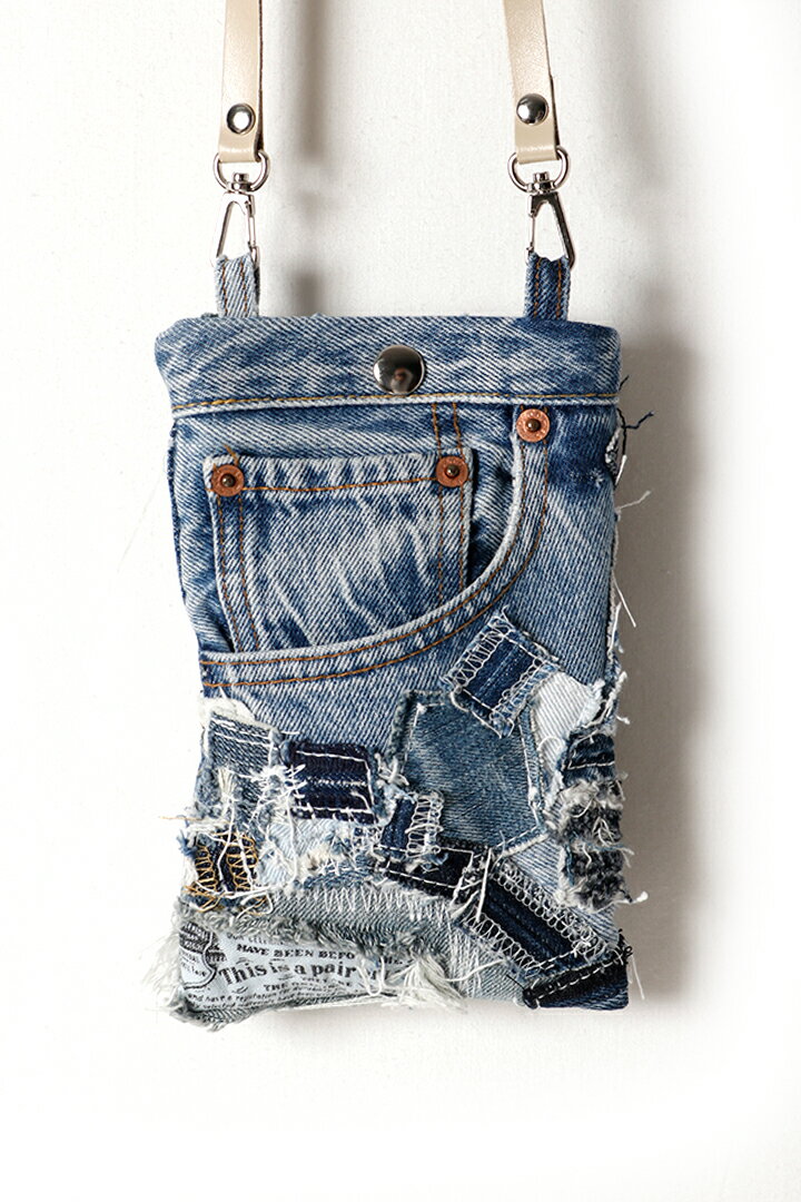 メーカー希望小売価格はメーカー商品タグに基づいて掲載していますZEROZONE ゼロゾーン ZZ25-SMC01 ■ブランド ZEROZONE ゼロゾーン ■特徴 ■サイズ F（縦20cm／横14cm／ストラップ117~128cm） ■カラ...