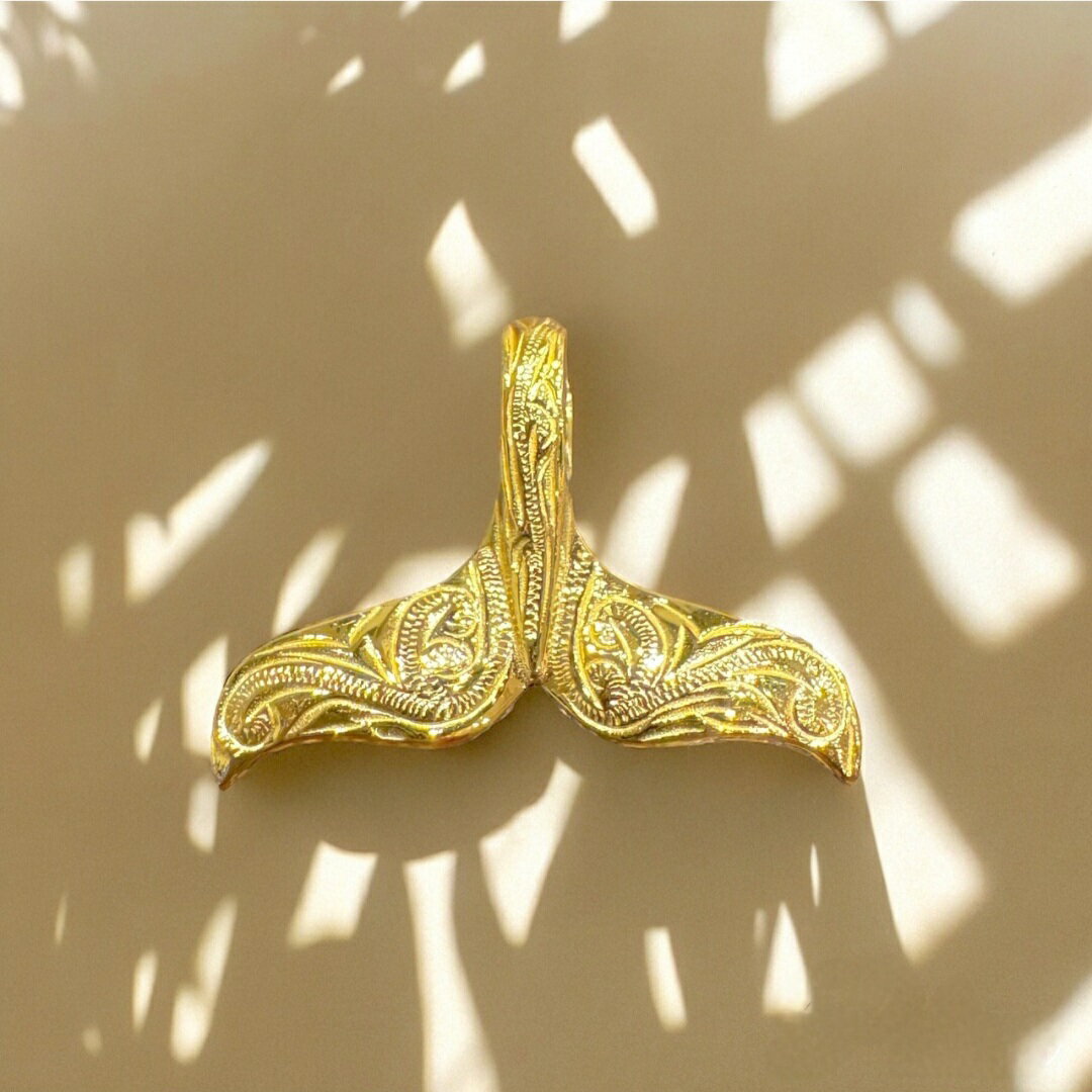 【サージカルステンレス316L】ハワイアンジュエリー　ハワジュ　ネックレス　ペンダント　サージカルステンレス316L　24Kゴールド加工　ホエールテール　ゴールド　ホエール　アレルギー対応 ハワイアンジュエリー ハワジュ ネックレス ペンダ...