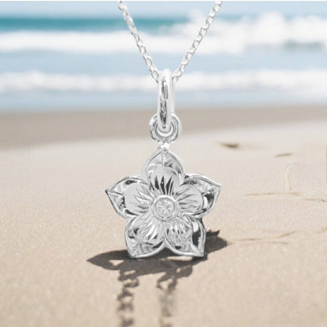 【ハワイ直輸入 Silver925 チェーン付き プルメリアネックレス】シルバー925　ハワイアンジュエリー　ハワジュ　ジルコニア付　プルメリア　ネックレス　ペンダント　レディース　SILVER925　チェーン付き シルバー925 ハワイア...