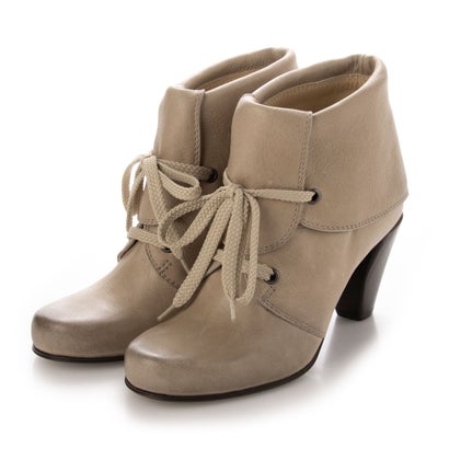 ヨーロッパコンフォートシューズ EU Comfort Shoes Antonio Barbato履き口の折り返し風デザインが目を引くショートブーツ。個性を出しながら、安定感があるヒールもポイント。カジュアルから、ガーリーまで、様々なスタイリ...