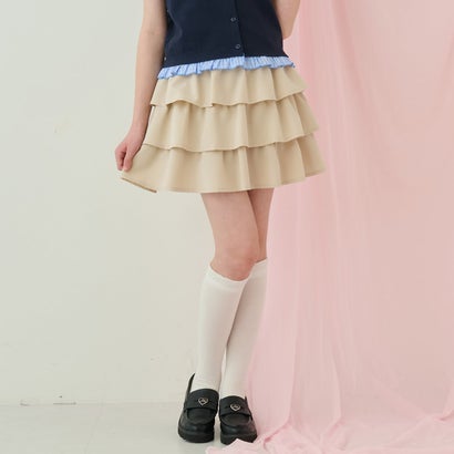 ふんわり揺れるティアードデザインが女の子らしさを引き立てるスカート。ウエスト部分にはさりげなくきらめくハートバックルをあしらい、コーデのアクセントに。程よいボリューム感でスタイルアップ効果も期待でき、トップスをインしてもアウトしてもバランス...
