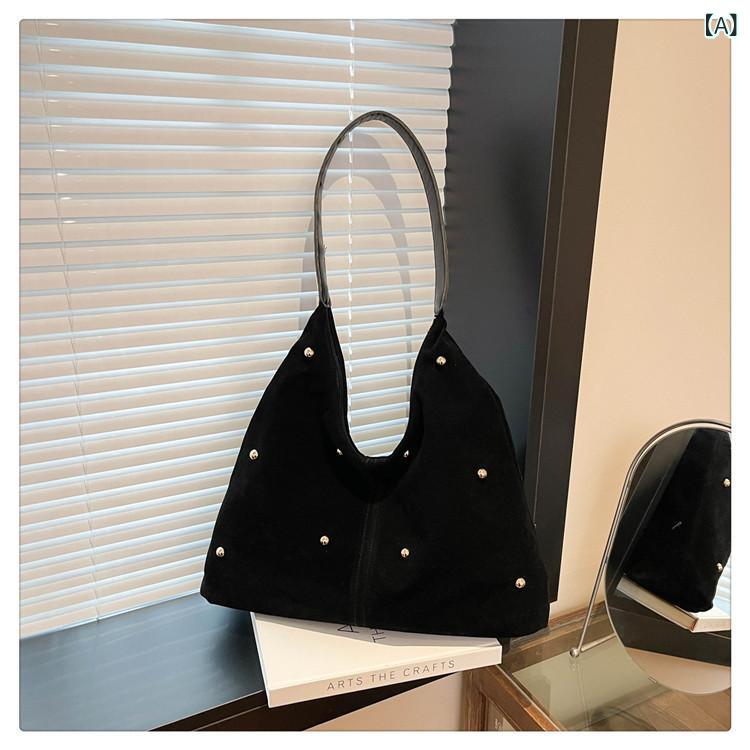 レディース ショルダーバッグ 大容量 トートバッグ 鞄 普段使い 通勤用 軽量 ファッション シンプル ・カテゴリ: トートバッグ・スタイル: 都市シンプル・主な素材: ベルベット・裏地素材: ポリエステル・形状: 横型四角・開閉方式: ジ...