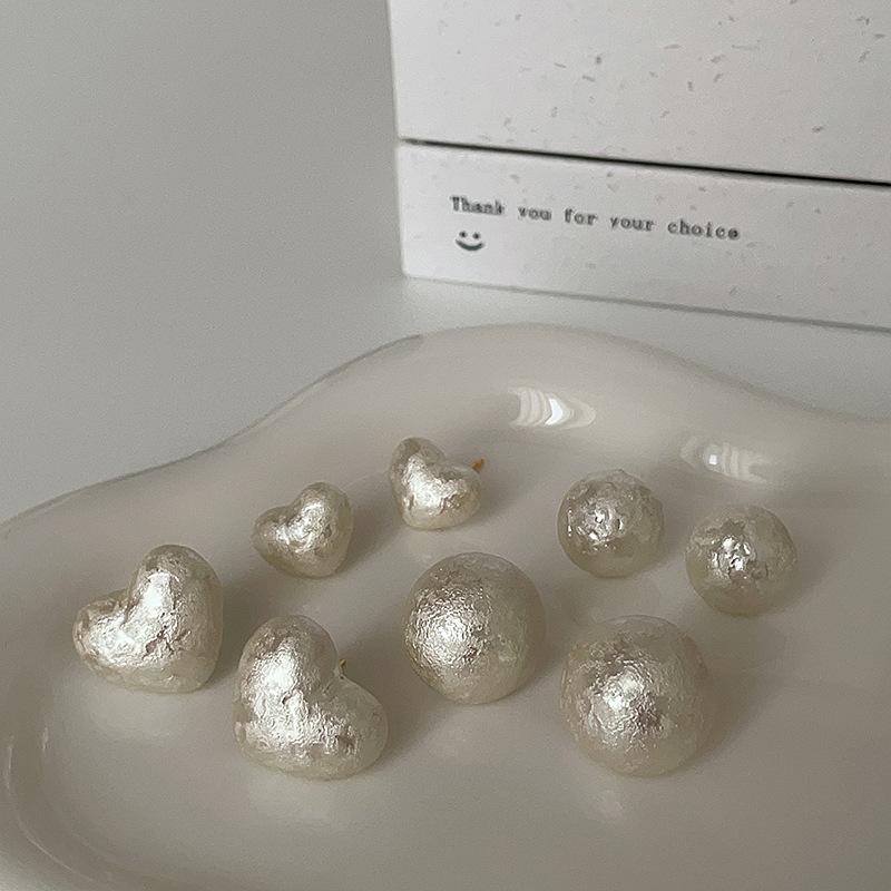 ピアス レディース 高級感 ハート 珍珠 フランス風 レトロ エレガント 個性 ベーシック 上品 繊細 軽量 シルバー ホワイト・カテゴリ: イヤリング・スタイル: 風・主な素材: 金属・: 幾何学模様・対象: 女性・カラー展開: 大号ハー...