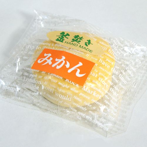 商品説明商品名八坂石鹸手作り石けんみかん 内容量60g成分 脂肪酸ナトリウム、純石鹸(95％) 原材料ヤシ油、牛油液性 弱アルカリサイズ直径55mm×幅30mm 製造元八坂石鹸0895-22-0766昔ながらの釜だき製法！お肌の表面の乾燥を...