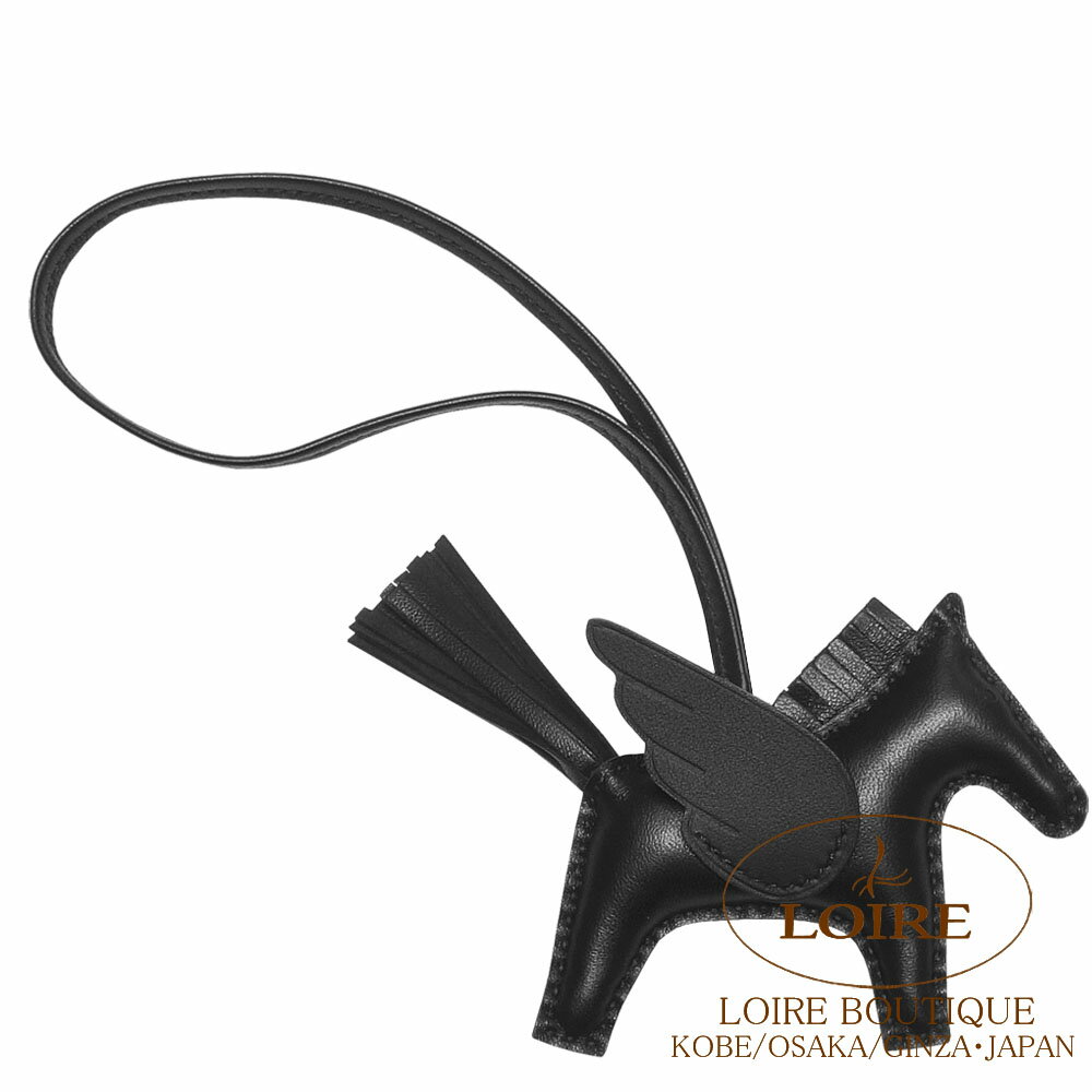 商品名 ロデオペガサスPMチャーム サイズ W約9cm(尻尾約4.5cm含まず)×H約7.5cm 色 クロ 素材 アニオン×コットン 付属品 箱、リボン ※当店は国内未入荷や入手困難な希少アイテムから定番人気商品など、　新品のみを多数取り揃...