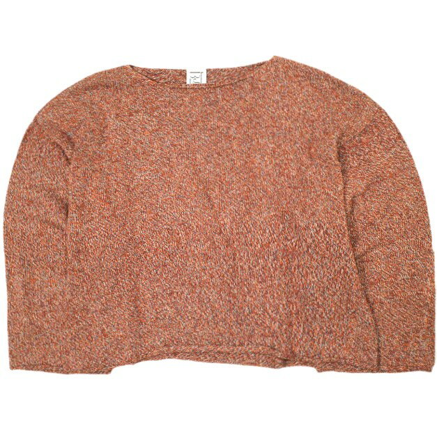 BASERANGEの24AW フランス製 SEIRA PULLOVER(KNSEP-CO-AU24)です。動きやすさ、着心地のよさ、そして派手でなく一切無駄のないデザイン。着ていることすら意識させないアパレルやアンダーウェアこそが、Base...
