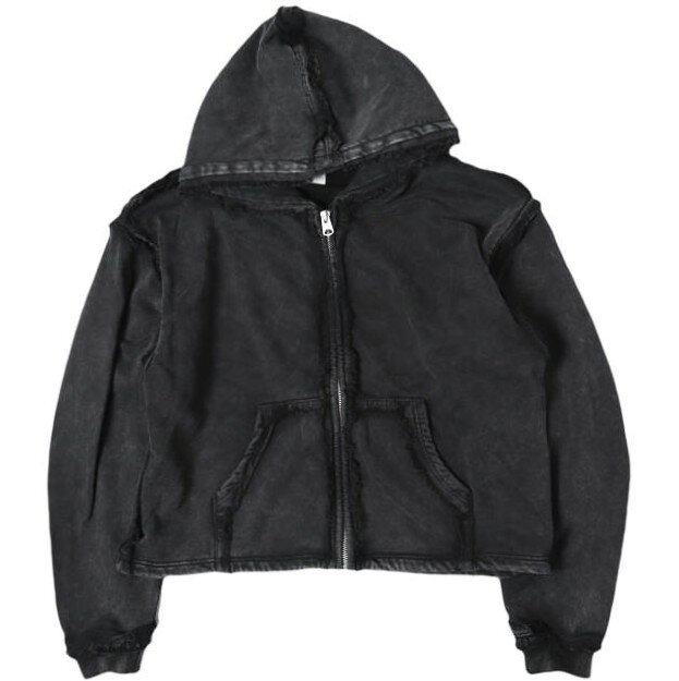 FR(13)NDSの26SS CHEMICAL SWEAT ZIP HOODIE(RF25158)です。FR(13)NDSは、無数の仲間のフィルターを通して見えてくる新しいもの・コトを共感し共有することにより自由に表現し合えるブランド。 こ...