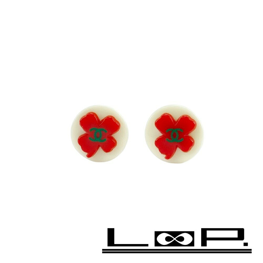 ■商品紹介■ 【型番】04P 【素材】- 【カラー】ホワイト/レッド 【サイズ】TOP直径約1.6cm 【付属品】なし 【ランク】S 【コメント】ほぼ使用せず保管していただけなのか非常に使用頻度の少ない状態の商品になります♪保管や使用などで...