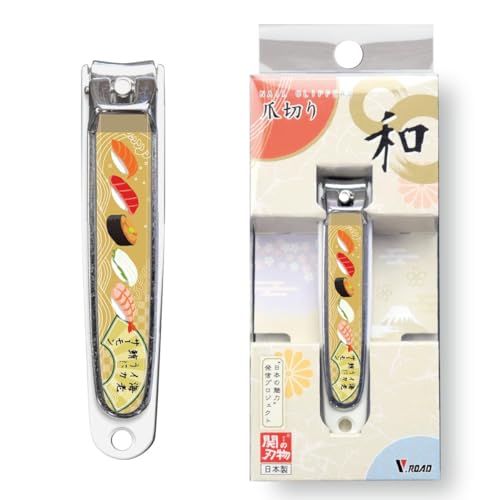 商品仕様日本民芸を代表して、寿司をイラスト化、インクジェット印刷で細やかに表現した和製爪切り素材の良さを生かし、オーソドックスな形状ながらも熟練工の業が光る爪切り●材質：本体/特殊浸炭鋼、鉄、クロームメッキ　キャッチャー/ABS●付属品：爪...