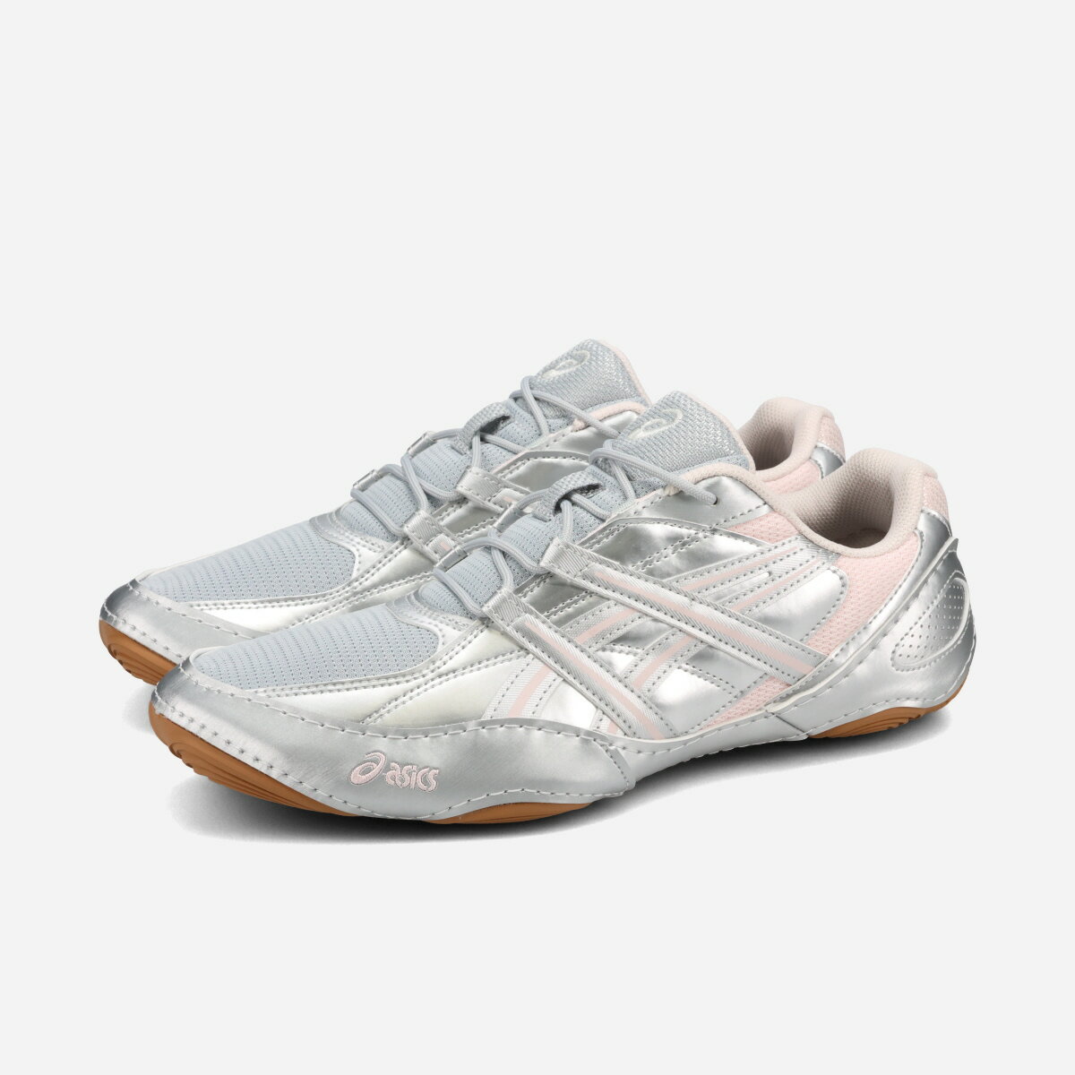 ブランド 1949年に神戸で創業した鬼塚商会が起源の日本のブランド＜ASICS（アシックス）＞。ラテン語の「Anima Sana In Corpore Sano(健全な身体に健全な精神があれかし)」の頭文字から名付けられました。スポーツを通...