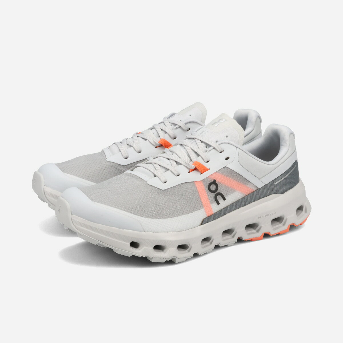 ブランド 2010年、「ランニングの世界を変える」という大きな目標を掲げ、チューリッヒの一角でスタートした＜ON（オン）＞。それから10年、Onのシューズは、50ヶ国を超える国で700万人以上のランナーに履かれ、大切にされてきました。そして...