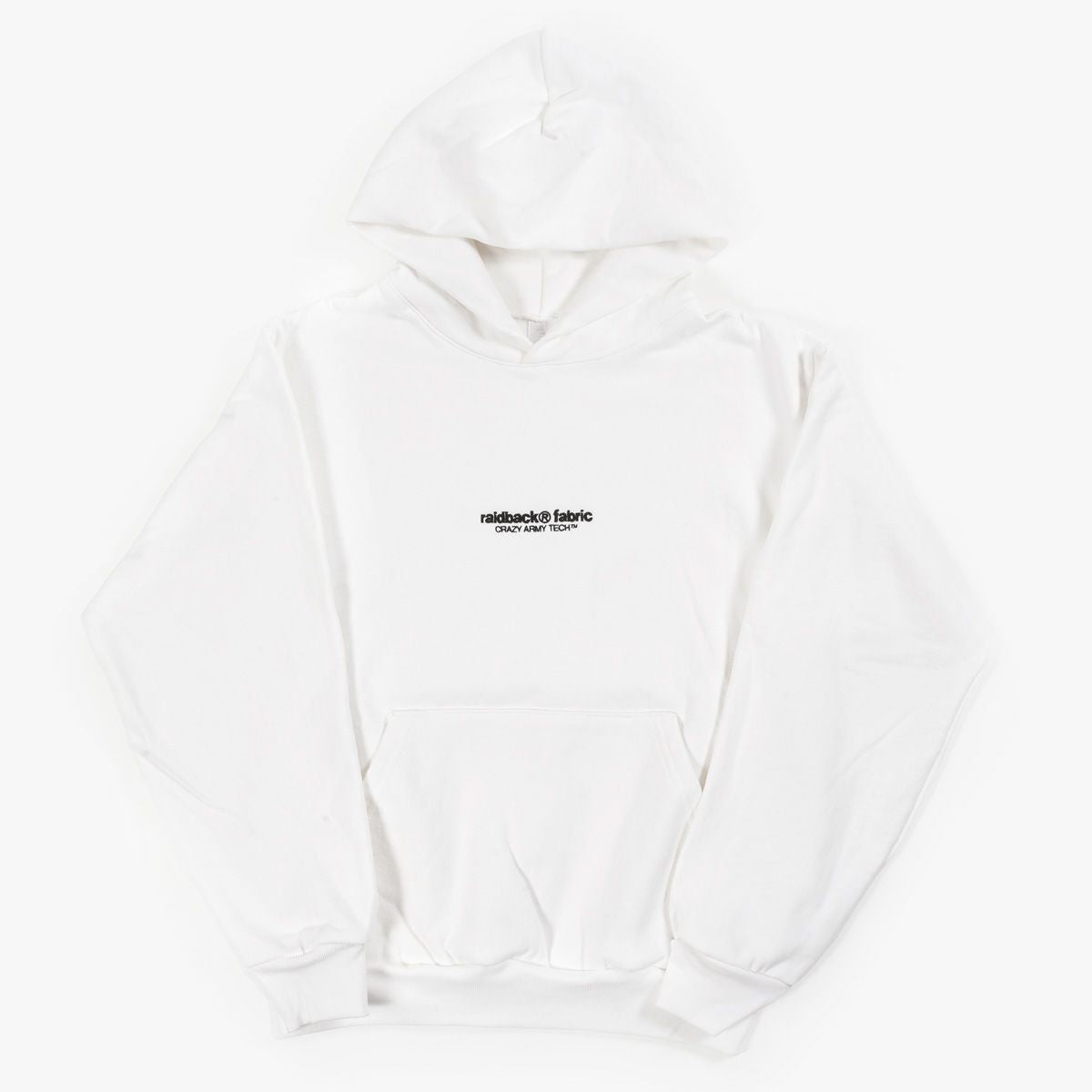 ブランド ＜raidback fabric＞とは＜nitro microphone underground＞の＜gore-tex＞こと＜LA TORA JACKSON＞氏がブランドディレクターを務めるブランド。raidback fabric...