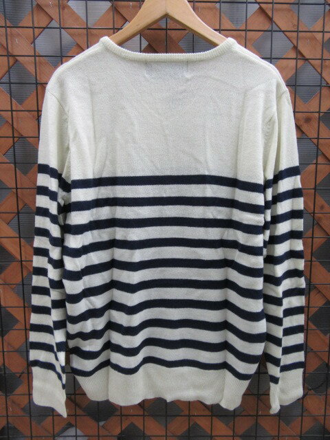 【未使用品タグ付き】アトリエサブメン A.S.M アドミックス ADMIX メンズ Vネックニット ボーダー XLサイズ表記 〇2186〇 の出品です。 未使用ですが店頭展示品の為、擦れなど若干の傷みはご容赦ください。 詳しくは画像にてご確...