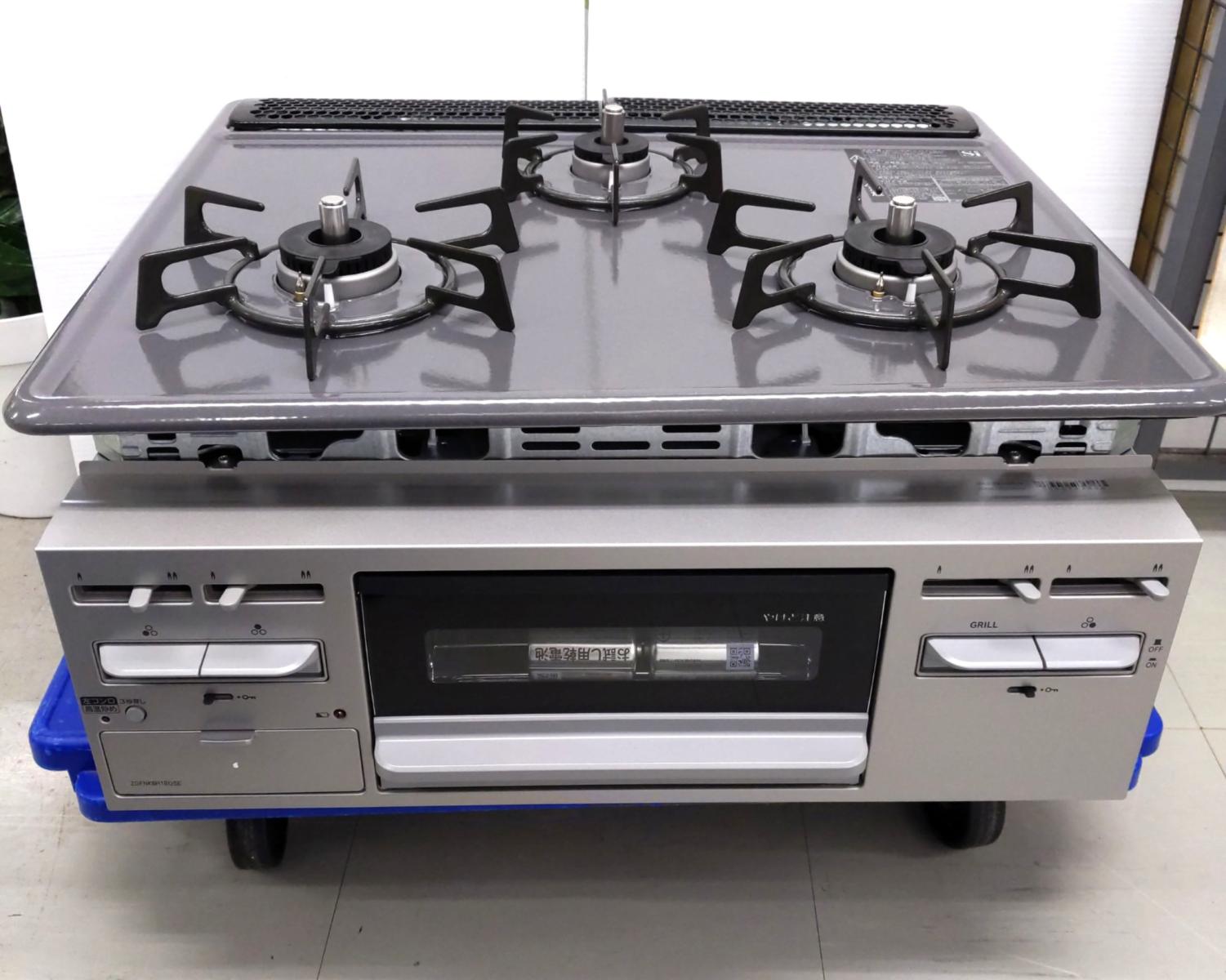 【中古美品】リンナイ クリナップ グリル付きビルトインガスコンロ LPガス 2025年製 ZGFNK6R18QSE〇YR-54519〇です。 こちらの商品は、中古品です。 本体は、目立つほどの大きなキズや汚れも少なくキレイな状態です。 撮影...