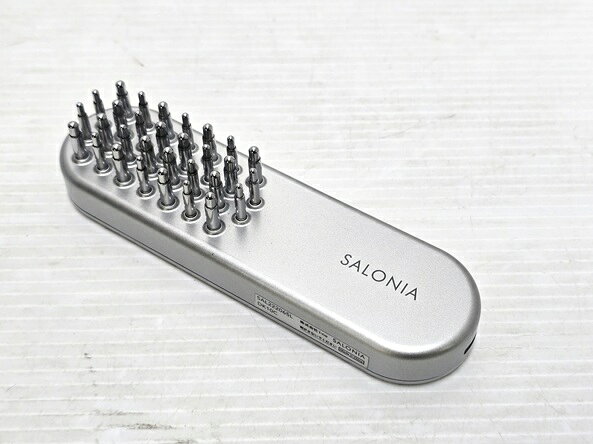 【中古品】 サロニア SALONIA EMSリフトブラシ 防水IPX5 SAL22206SL ○YR-20293○ の出品です。 こちらの商品は中古の商品です。 中古品の為、若干の擦れ等はありますが、 特に目立つ傷みは無く比較的綺麗な状態で...