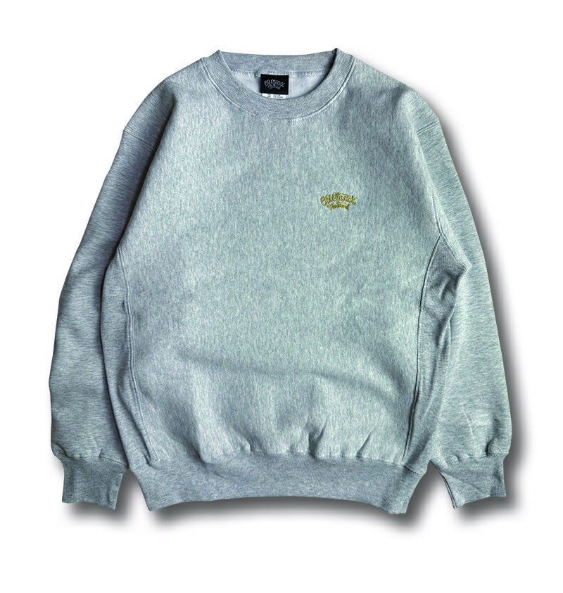 ゆったりとしたヴィンテージライクなシルエットで着用時の袖の絶妙なルーズさもポイント。 大きめサイズでざっくりした着こなしが楽しめます。 シンプルにブランドロゴを刺繍しました。 同シリーズのスウェットパンツとセットアップが可能です。 ▼こちら...