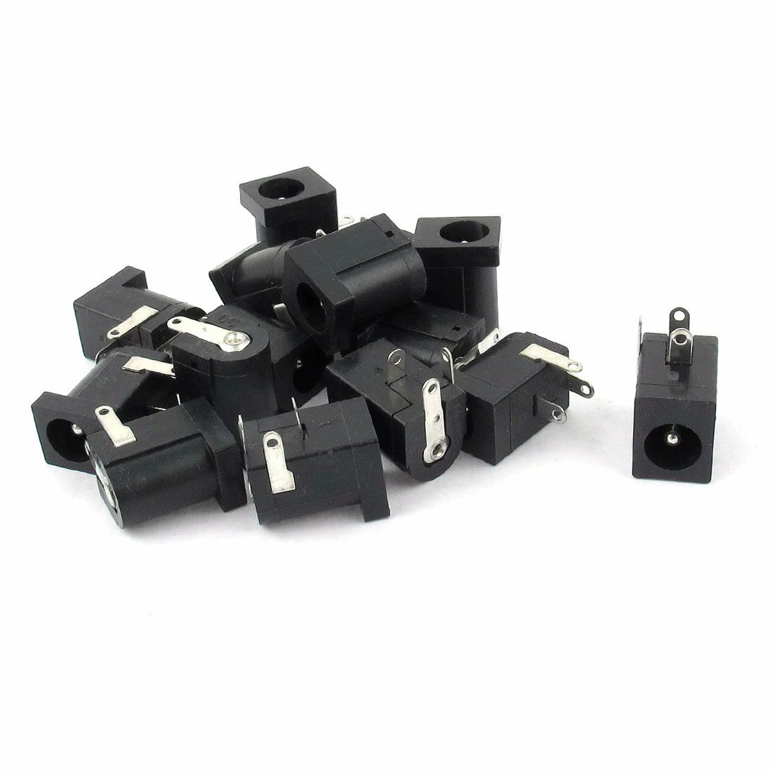 梱包サイズ:?8 x 5 x 2 cm; 20 g商品の重量:?20 g? 製造国：中国；素材：プラスチック、メタル? 正味重量：20g ;パッケージの中身：15×DCソケット? ブランド：アッシジ；メインカラー：ブラック? タイプ：5.5...