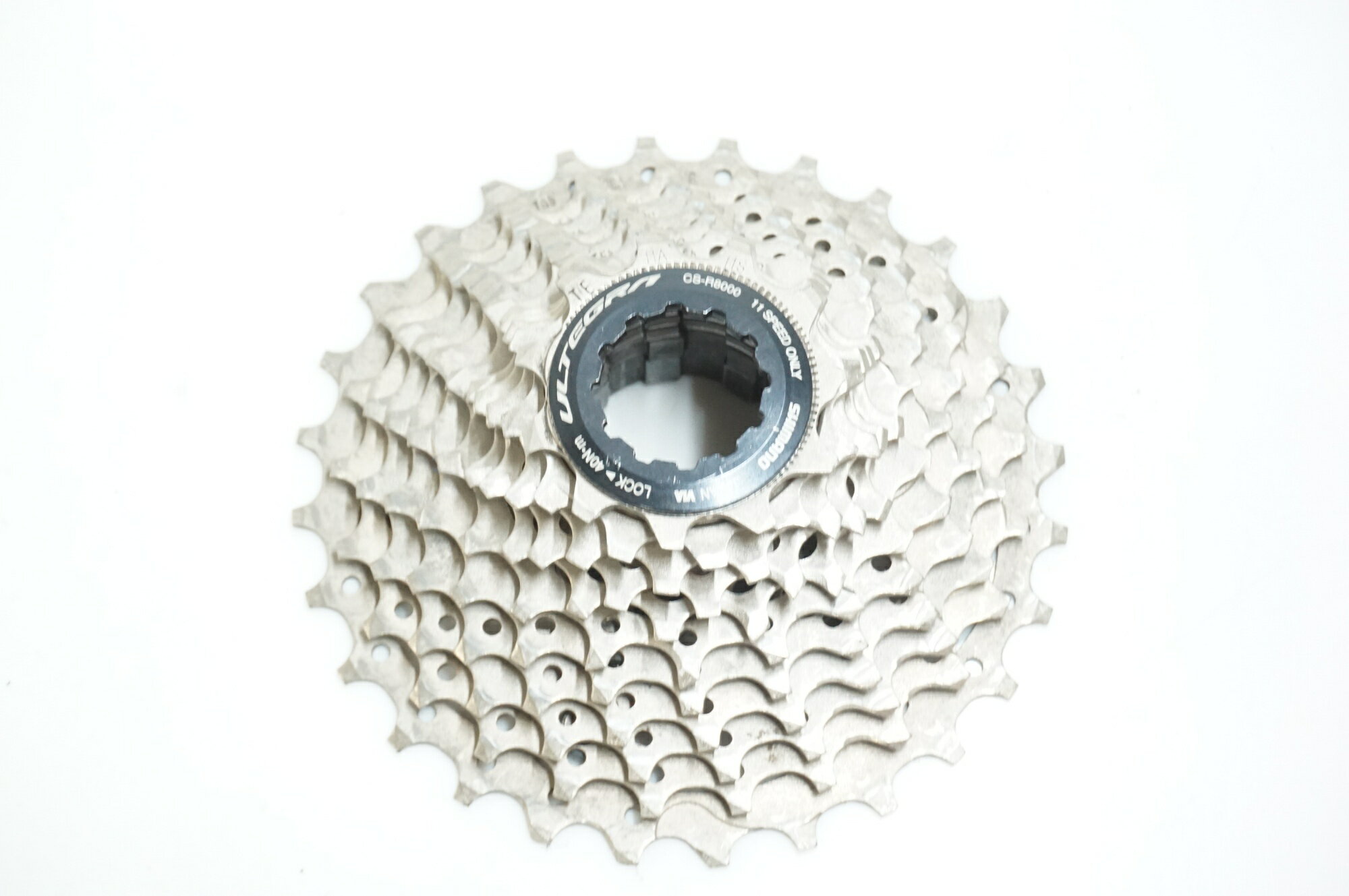 ■商品情報 11-28T 245g ■状態 使用に伴う小キズがございますが、中古品として比較的良好な状態でございます。 写真はなるべく実際の色に近付けておりますが、閲覧する環境によって色が異なる場合がございます。 ■付属品 掲載している画像...