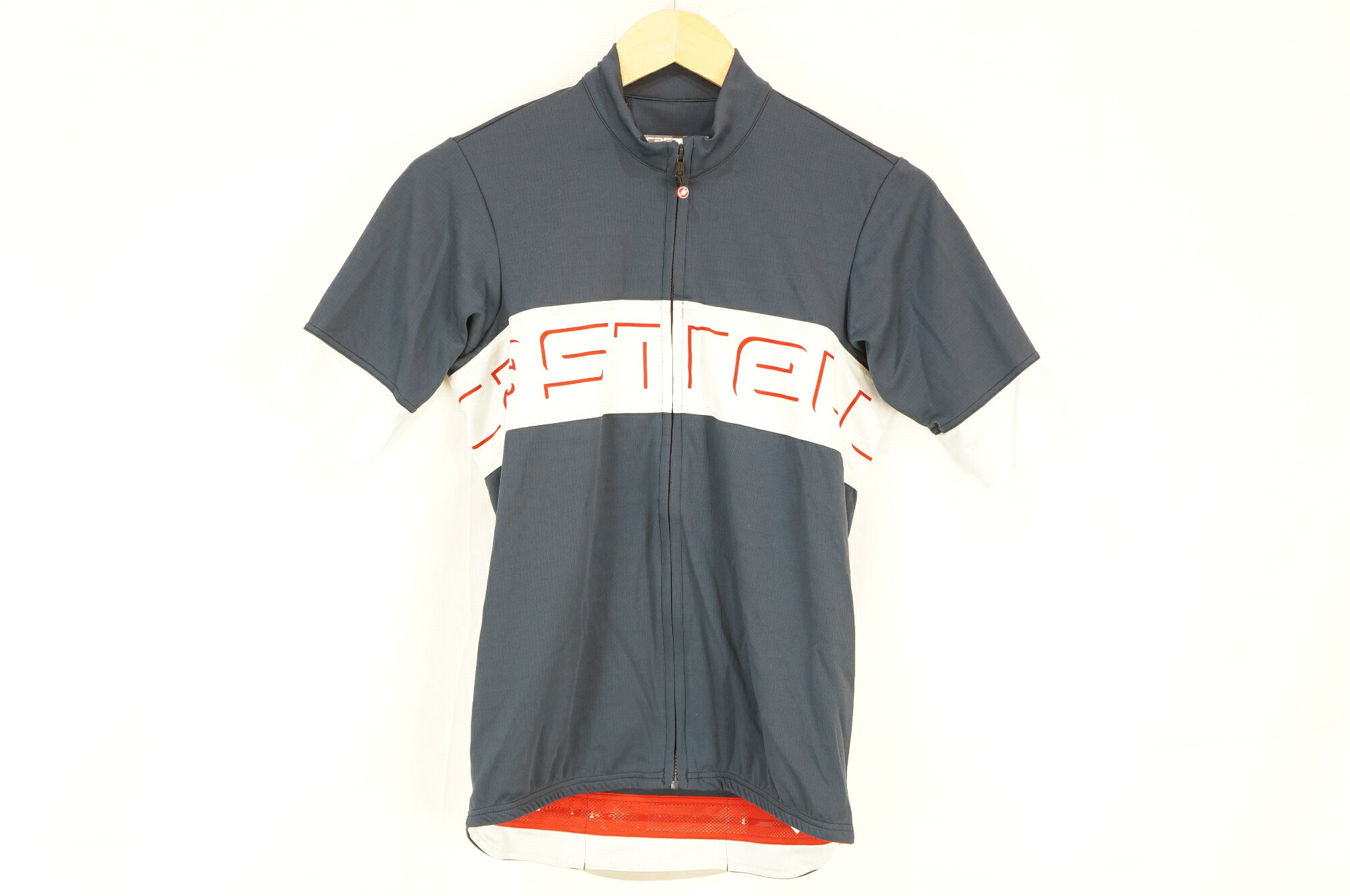 ■詳細・サイズ：S■状態・比較的使用感は少なく、中古品として綺麗な印象でございます。【付属品】※画像に掲載している物で全てでございます。※商品の一部でも画像に無いものは欠品となり、返品返金は致しかねます為ご注意ください。　 ■注意事項【在庫...