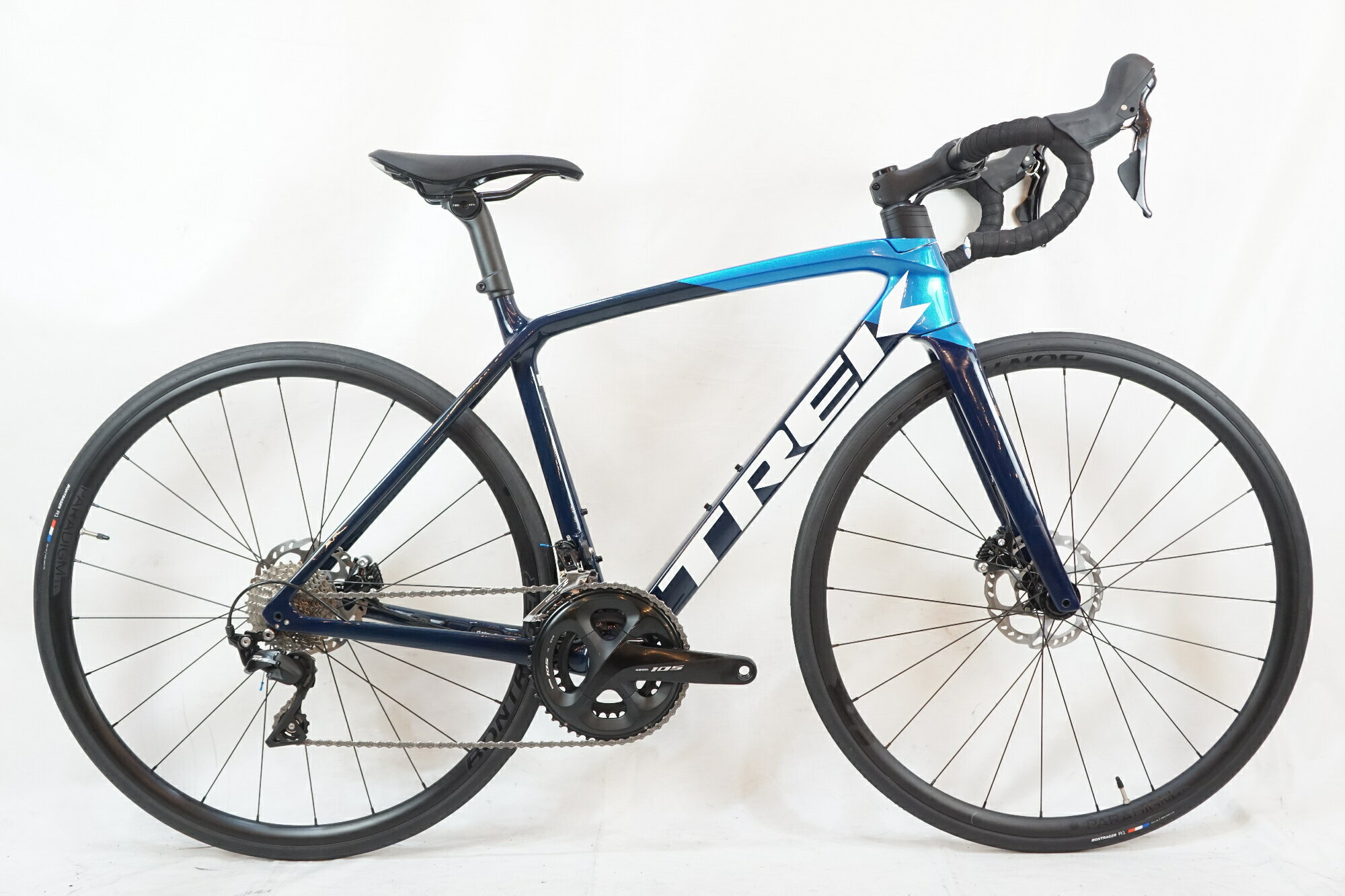 ■商品情報メーカーサイズ:52シートチューブ(C-T): 483mmトップチューブ(C-C):534mm(ホリゾンタル換算)適応身長:166-172cm(目安)重量:約8.7kgフレーム材質:カーボンフロントフォーク:カーボンメインコンポ:...