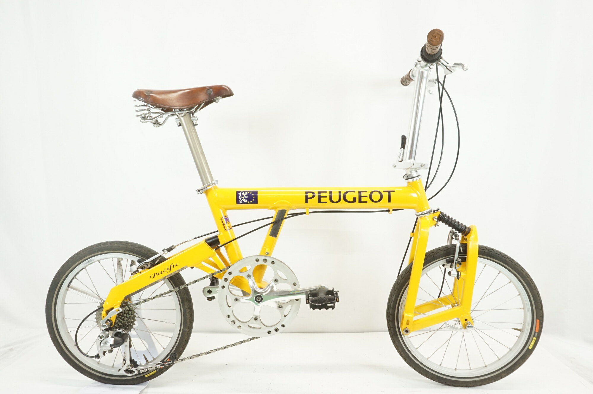 ■商品情報 メーカーサイズ:ワンサイズ 適応身長:155-cm(目安) 重量:約11.5kg フレーム材質:アルミ フロントフォーク:アルミ シフター:MICRO SHIFT: リアディレイラー:SHIMANO ALIVIO ブレーキ:SH...