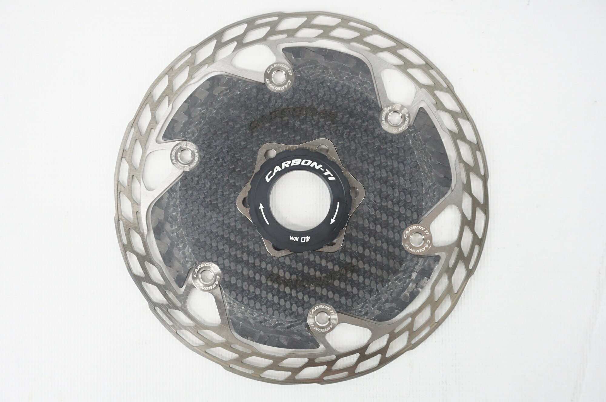 ■状態・使用による傷や汚れ等がございますが、大きなダメージ等はなく中古品としては比較的良好な状態です。■付属品※画像に掲載している物で全てでございます。※画像にないものは欠品となりますためご注意ください。※掲載画像以外にもキズや汚れはござい...