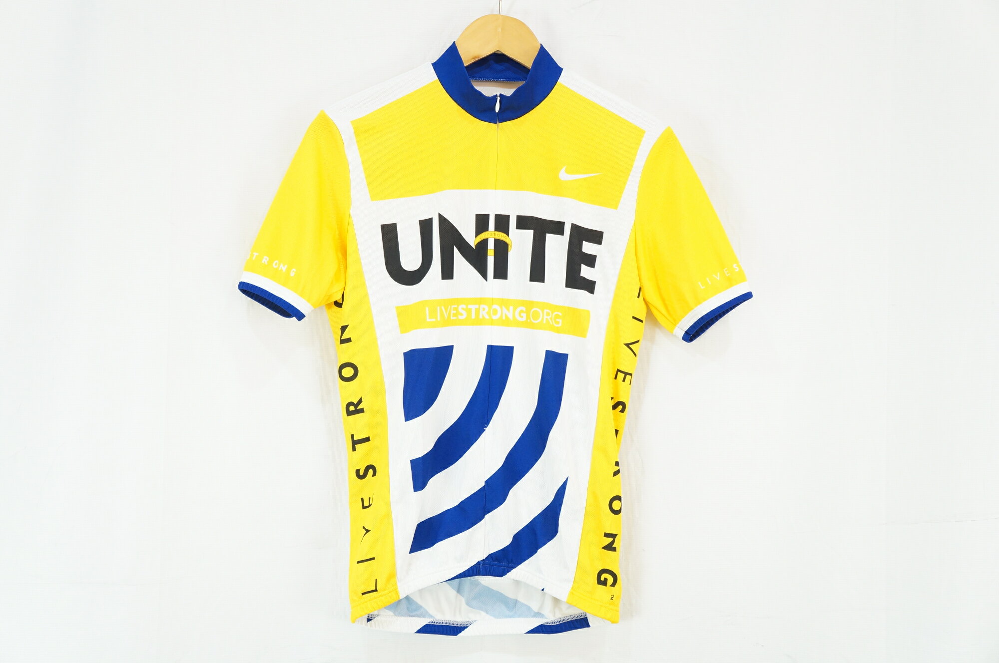 ■詳細・サイズ：M■状態・使用に伴うホツレ、ヨゴレ等がございます。【付属品】※画像に掲載している物で全てでございます。※商品の一部でも画像に無いものは欠品となり、返品返金は致しかねます為ご注意ください。　 ■注意事項【在庫について】 在庫管...