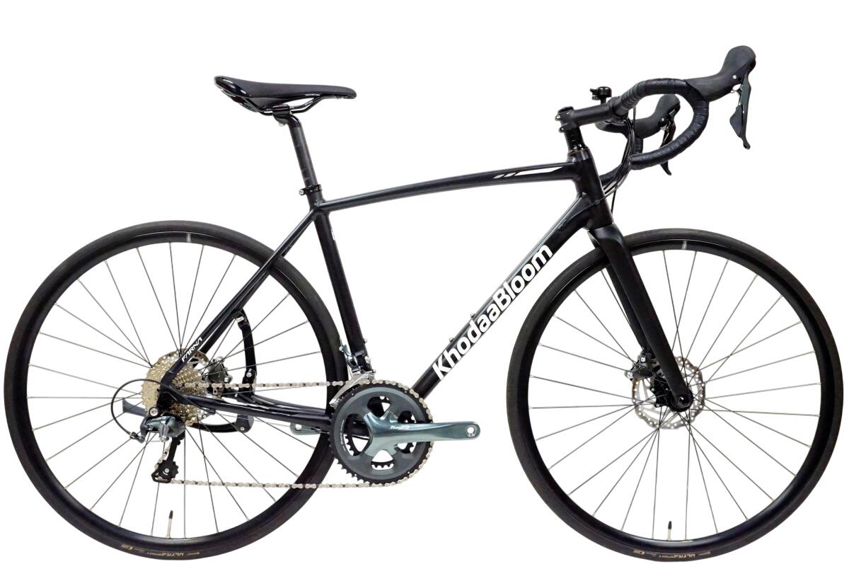 ■商品情報 メーカーサイズ：500 シートチューブ(C-T):500mm トップチューブ(C-C):550mm(ホリゾンタル換算) 適応身長:170-190cm(目安) 重量：約9.8kg フレーム材質：アルミ フロントフォーク：カーボン ...