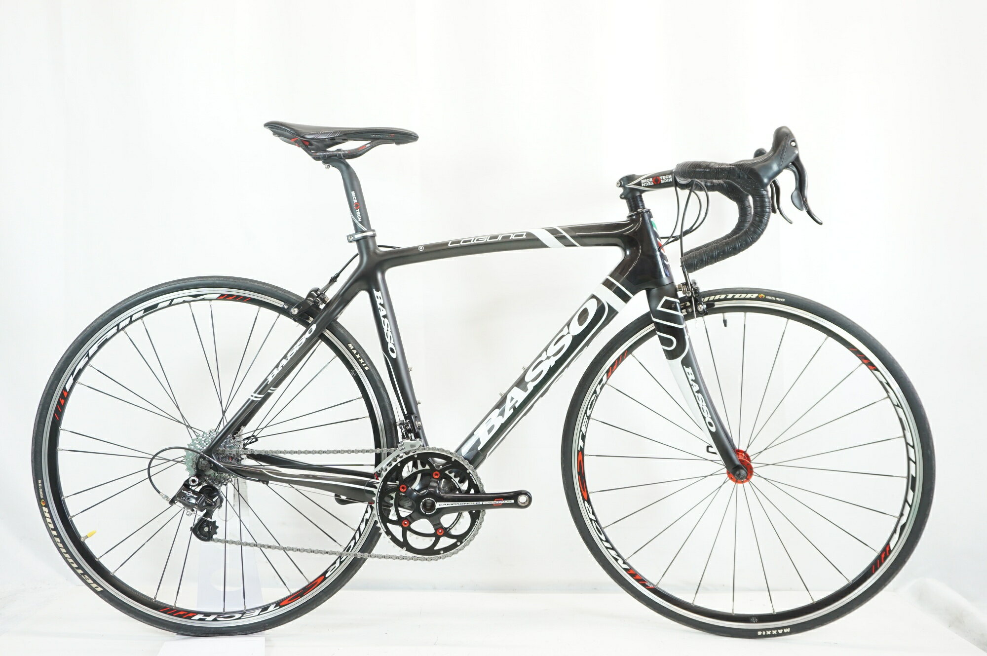 ■商品情報 メーカーサイズ:510 シートチューブ(C-T):510mm トップチューブ(C-C):525mm(ホリゾンタル換算) 適応身長:168-174cm(目安) 重量:約8.3kg フレーム材質:カーボン フロントフォーク:カーボン...